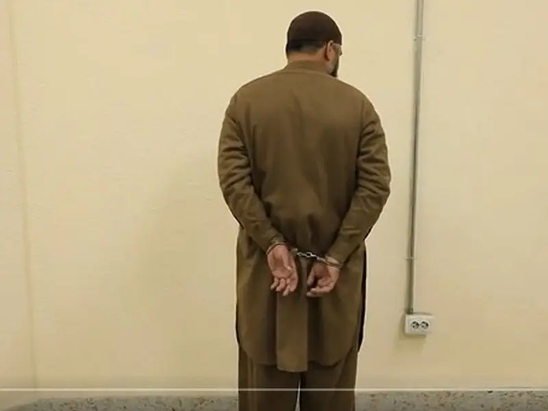 وزارت داخله طالبان فردی که خود را رئیس اداره پاسپورت معرفی کرده بود